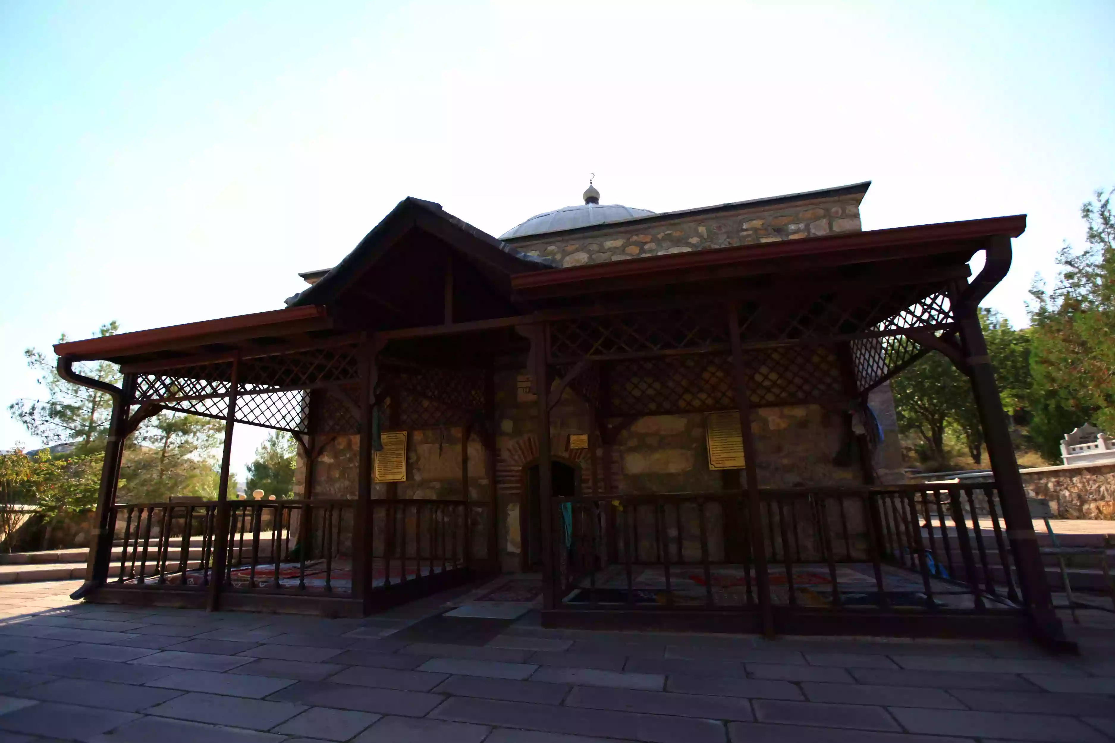 Tapduk Emre Türbesi